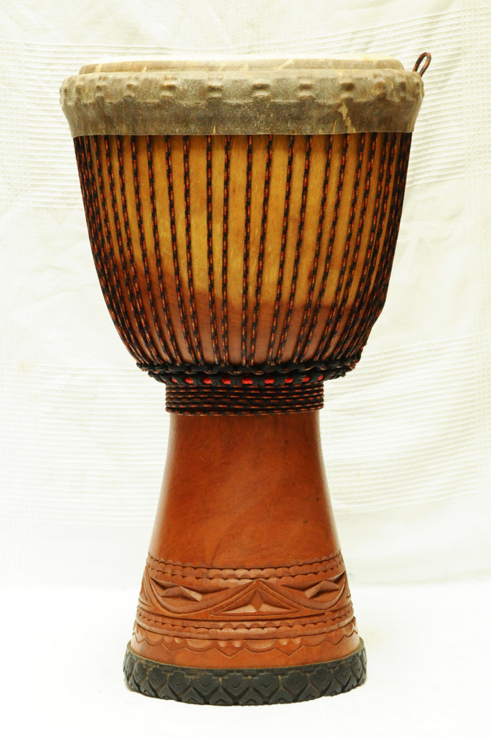 Profi Djembe kaufen - Große Lenke Djembe Trommel aus Guinea