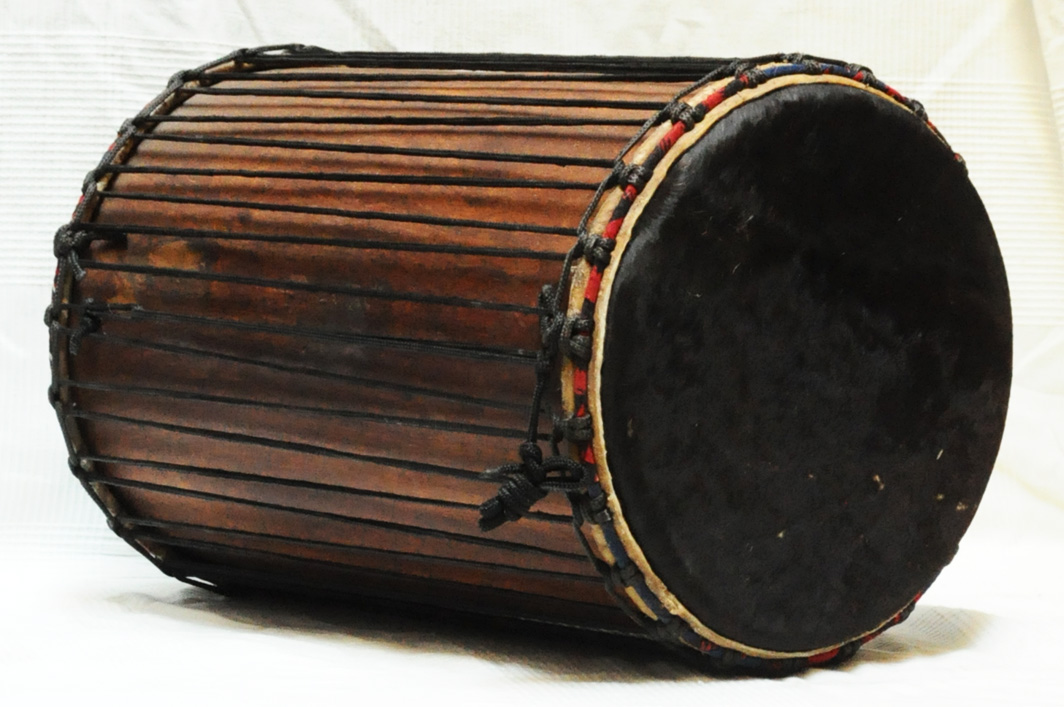 Klassische Mali Dundunba aus Rosenholz: Dununba (Doundounba) aus Gueni ...